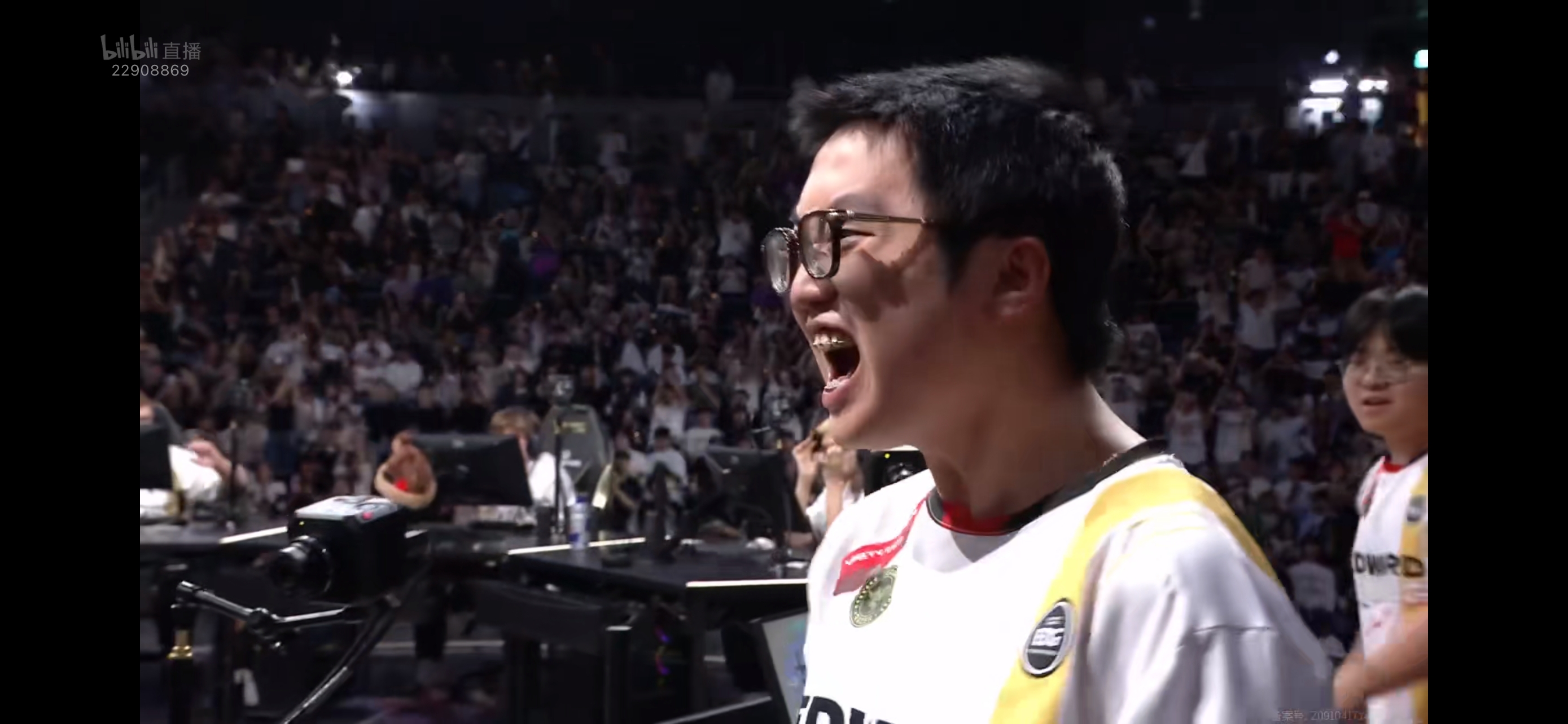 CNFPS的崛起就在今天！EDG击溃TH夺得CN赛区首冠-直播吧