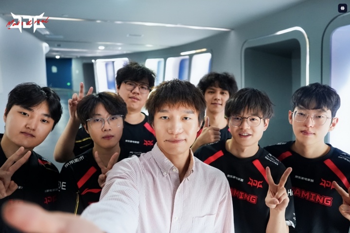 只恨比赛不是BO3？JDG今年三个赛段季后赛已经五连败-直播吧