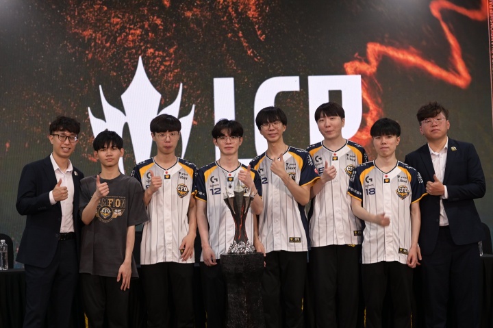 你不会复刻G2/DK的剧本吧？CFO2-0到2-2 天糊转连败生死边缘-直播吧