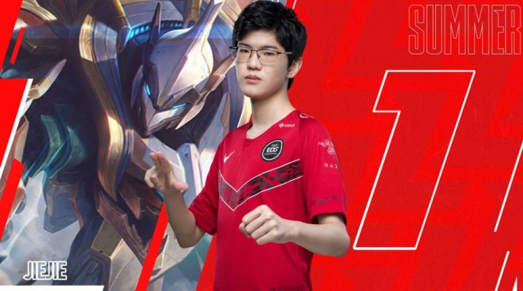 LPL夏季赛每日TOP5：Jiejie强手暴扣双拳擒五人-直播吧zhibo8.cc