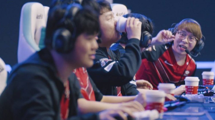 峡谷新势力、JDG_Zoom：就用实力让大家记住就好 争取打到冠军吧-直播吧zhibo8.cc