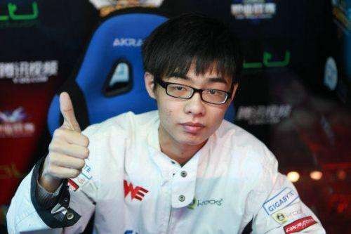 Fzzf卷毛分享新版本辅助出装：软辅的装备得到一波大加强-直播吧zhibo8.cc