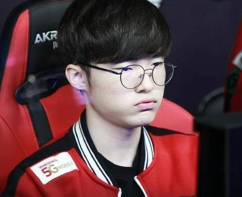 Faker生涯荣誉纪录片：七年未缺席全明星，得票率年年第一-直播吧zhibo8.cc