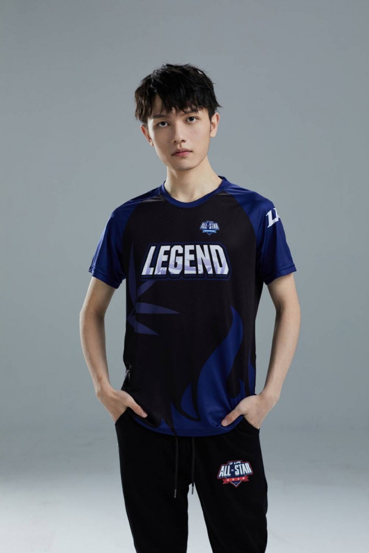 LPL全明星传奇队定妆照：OMG黑暗势力重聚 Koro1童扬领衔传奇红-直播吧zhibo8.cc