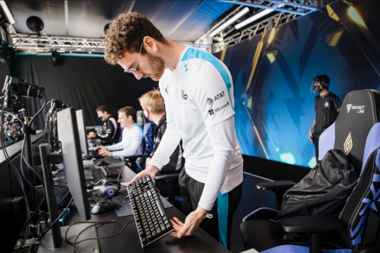 C9.Vulcan: DK和RNG是第一梯队；想为Perkz赢下背靠背MSI-直播吧zhibo8.cc