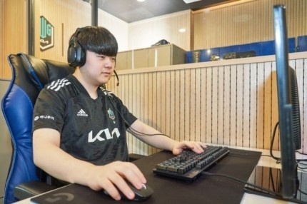 DK.Canyon：Wei是RNG的核心，他的实力出众-直播吧zhibo8.cc