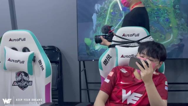 WE赛前短片：夏季赛首战 TEAM WE已就位！-直播吧zhibo8.cc