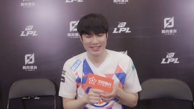 LGD.Kramer采访：shad0w虽然刚刚加入 但给队伍带来很积极的氛围-直播吧zhibo8.cc