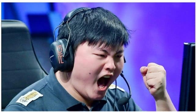 Uzi：等了快三年了！厂长杀或者送 我们都要为他欢呼为他尖叫-直播吧zhibo8.cc