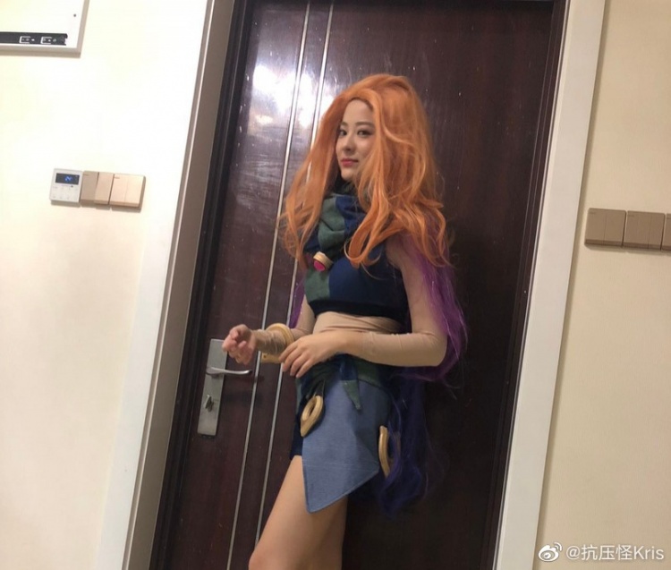 解说Kris晒照：这次老图新用COS佐伊-直播吧zhibo8.cc