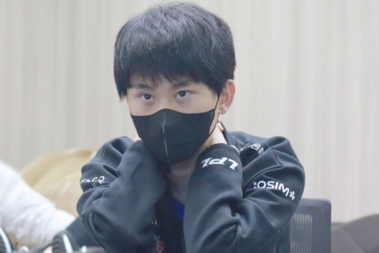 Doinb：不管别人怎么说H4cker，我都相信和支持他-直播吧zhibo8.cc