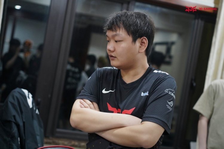 JDG赛后返图：胜利是鼓励亦是鞭策-直播吧zhibo8.cc