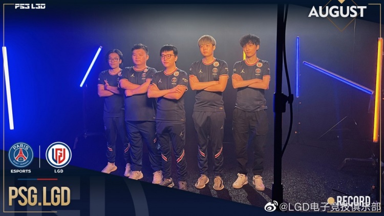 PSG.LGD选手返图：七张图里有几个赵公子-直播吧
