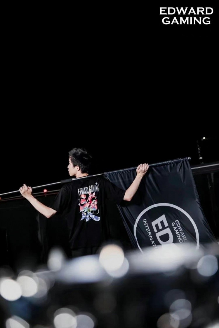 EDG官方9周年宣传片现场花絮：传承-直播吧