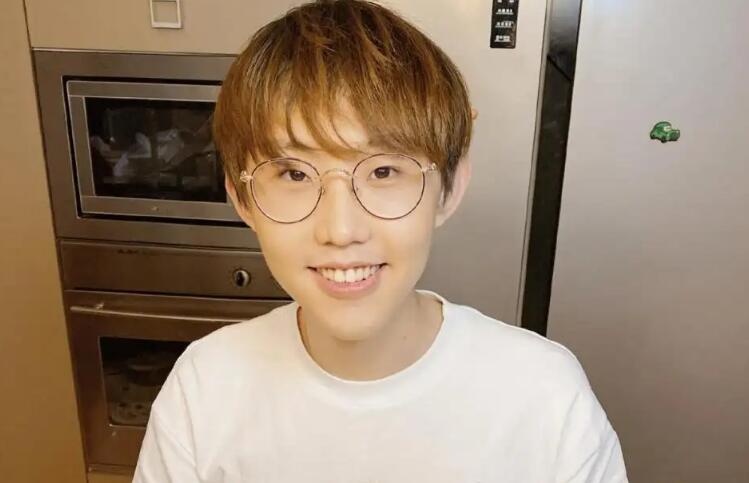 imp：LPL教练真的有问题，隔壁赛区粉丝是直接用卡车表达不满的-直播吧