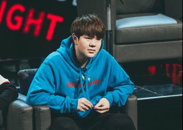 zoom：卢娜会ban的 JDG教练homme就是不头铁的人-直播吧