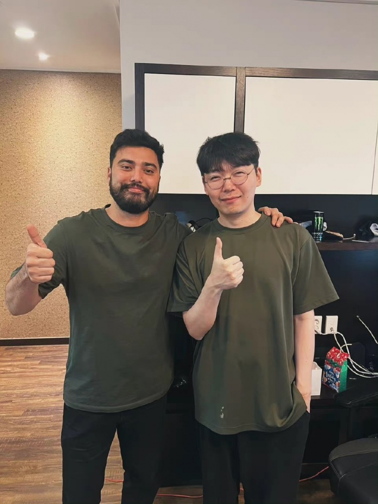 TL晒照：新团队默契养成中-直播吧