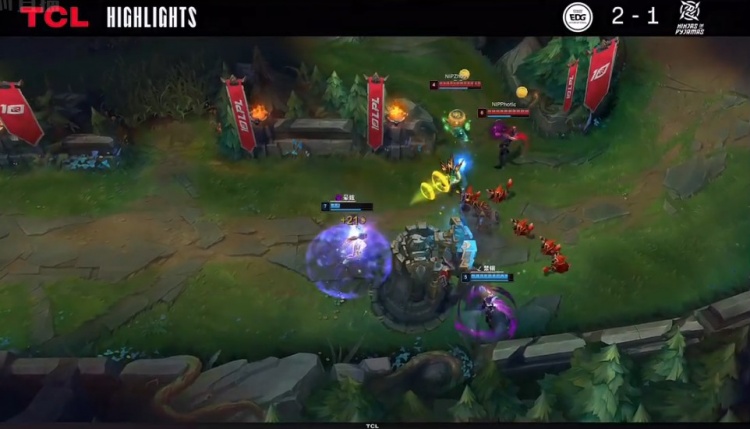 EDGvsNIP第三局高光：Leave卡莎索敌杀戮 艾卡西亚暴雨浇灭NIP-直播吧