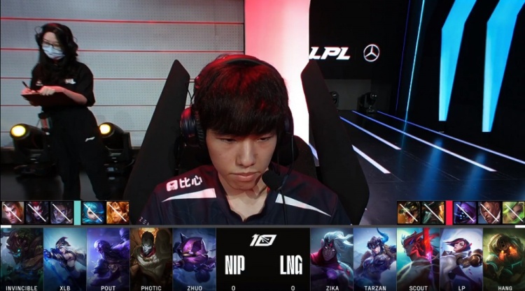 🎮XLB余震老树撼天动地 Pout雷电法王疯狂输出 NIP先下一城-直播吧