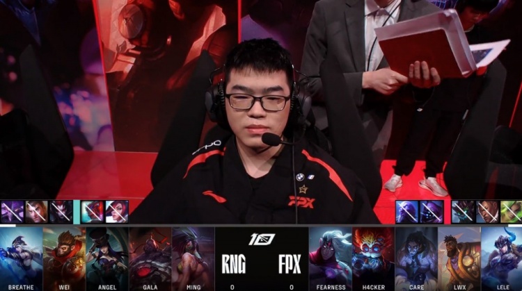 🎮极致昏睡局！Angel阿卡丽嗜血杀戮隼舞绽放 RNG先下一城-直播吧