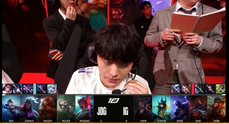 🎮控制拉满让对手无处可逃Ruler教学局 JDG雪球滚成雪崩击败iG-直播吧