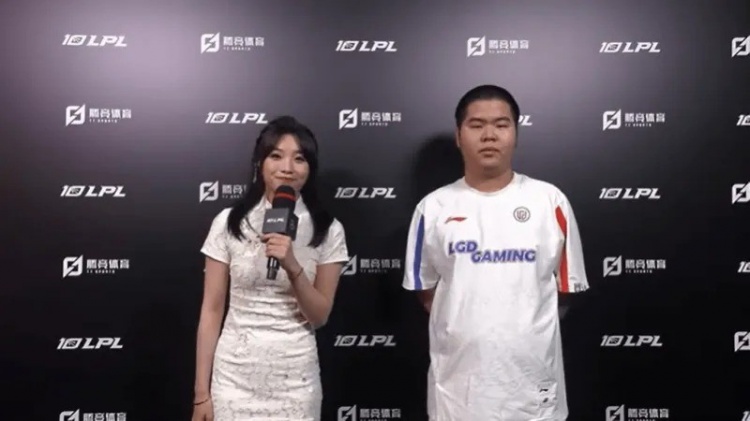 Haichao：对阵BLG 上单Xiaoxu今天的表现可以用完美来形容-直播吧