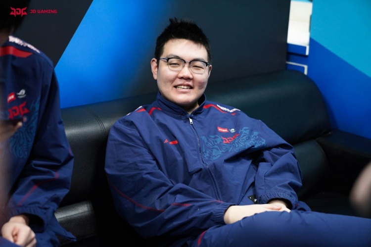 JDG赛前返图：严阵以待，每一局都至关重要，尽力，尽全力！-直播吧