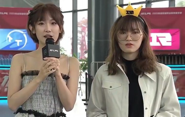 夏安赛前采访RNG粉丝：预测RNG 3-1 TT 希望两个队打出各自的气势-直播吧