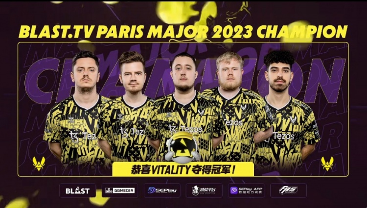 🎮CSGO:天选之子ZywOo无解大狙带队翻盘捧杯！VIT 16-13 GL-直播吧