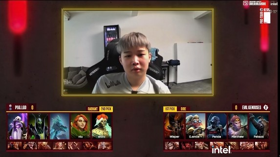 🎮莫言紫猫灵性异化躲猛犸大招 Shiro奶绿骑脸输出 LGD1-0EG-直播吧