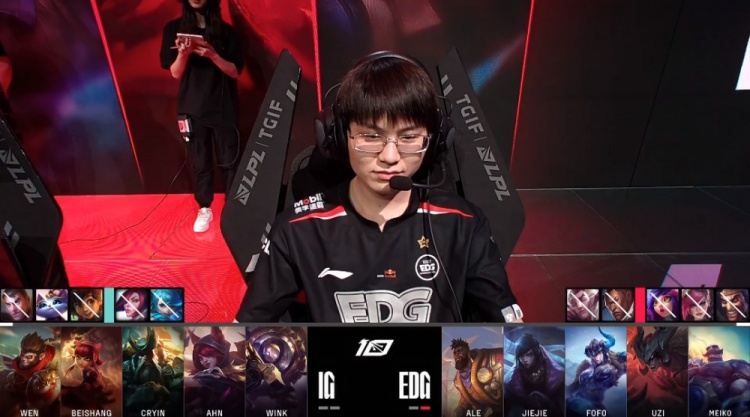 🎮Uzi月男连续好大难抵失利 Cryin安妮AOE爆炸 iG扳回一城-直播吧