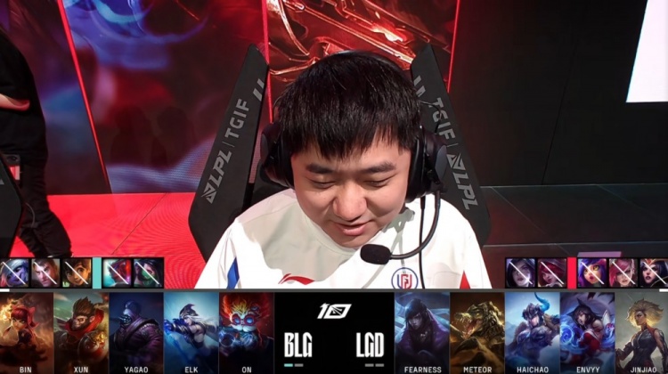 🎮Xun三杀神猴棒棒致命 阿bin贾克斯团战无解 BLG横扫LGD-直播吧