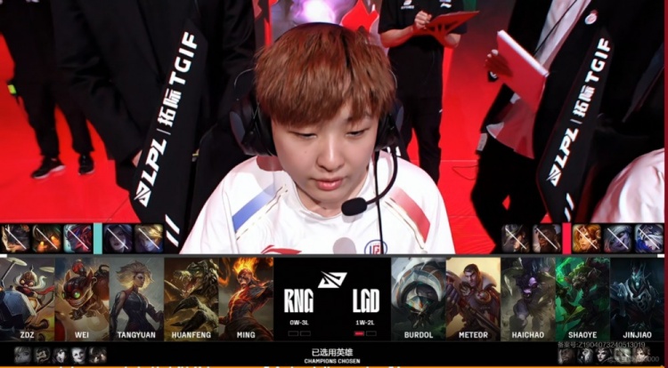 🎮Zdz鳄鱼团战尽力独木难支 Meteor死歌后期成爽局LGD横扫RNG-直播吧