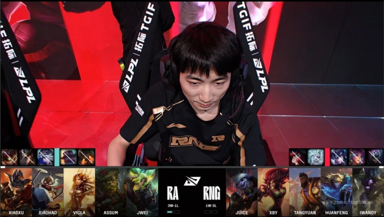 🎮Xiaohao艾翁教学XBY 徐神兰博两度爆杀Juice RA横扫RNG-直播吧