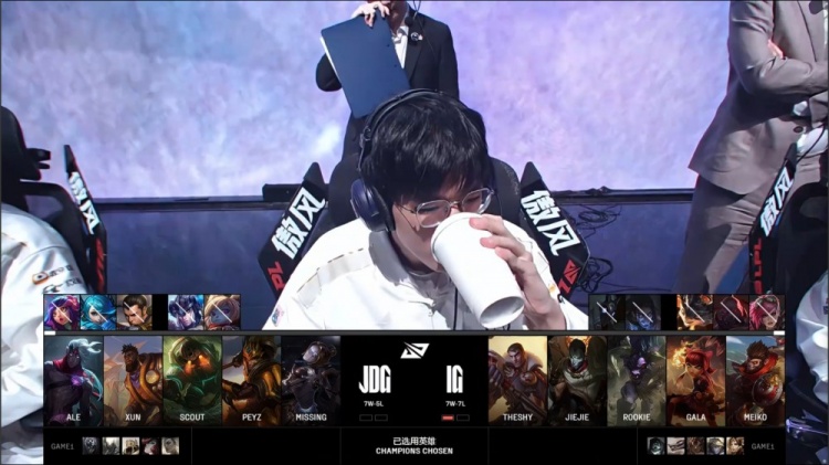 🎮上次看这么猛的iG是啥时候？Meiko神牛冲锋带队掌控全场 iG横扫JDG-直播吧