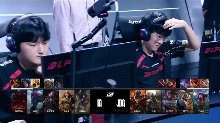 🎮一杠十六！iG后期阵容前期狂打 Xun潘森天神下凡 JDG赢首局-直播吧