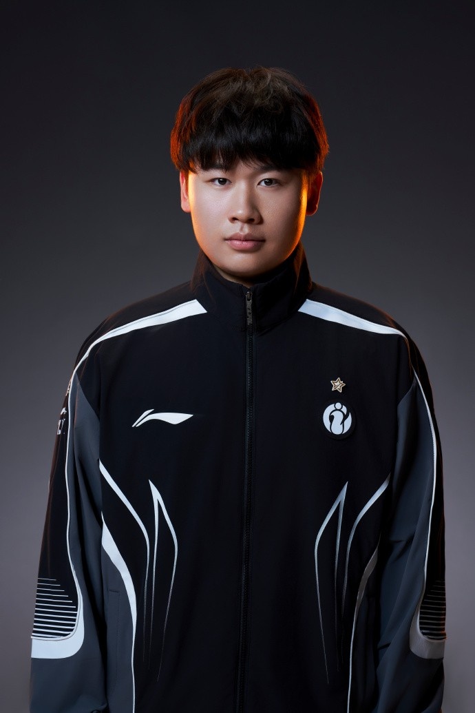 LPL发布IG S15定妆照：信念为铠，此战留名！-直播吧