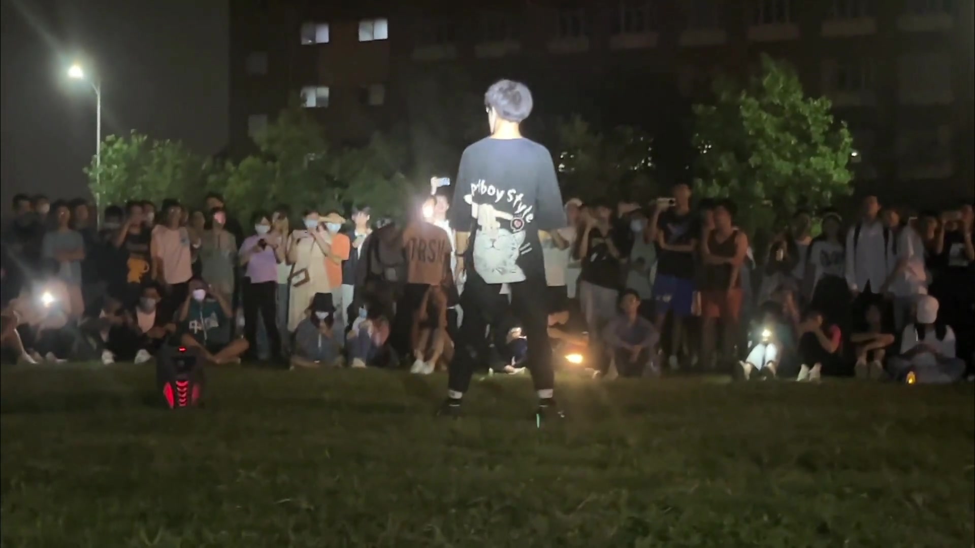 这简直就是所有ikun的榜样-直播吧