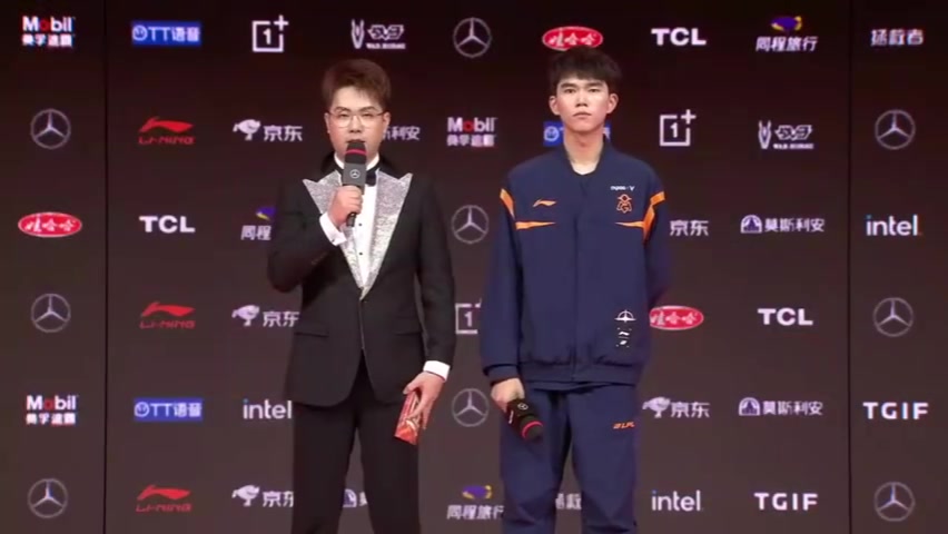 赛后采访Aki：OMG打谁都可能输，打谁都可能赢-直播吧