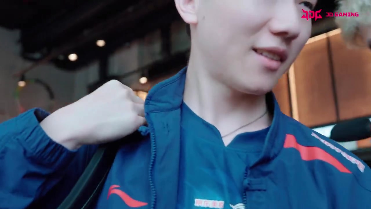 JDG选手赛前VLOG：去征服 所有不服！-直播吧
